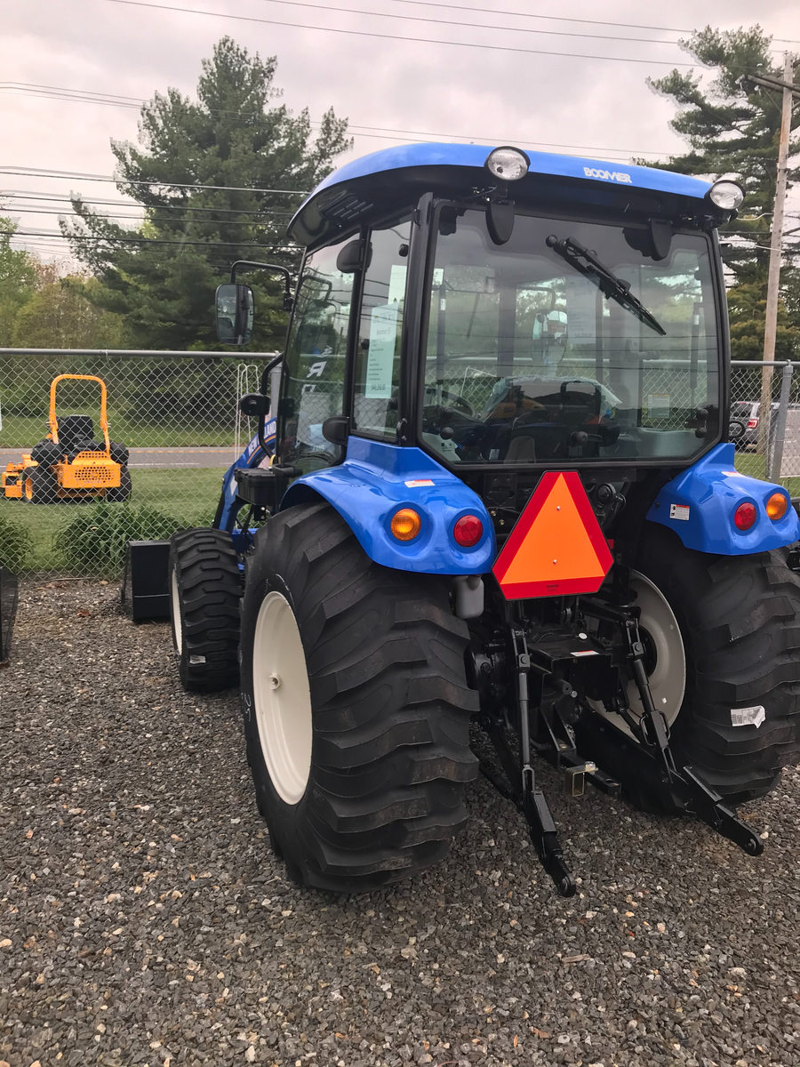 New Holland Boomer 55, Cab Tractor w/260TLA Loader – Peach Country Tractor