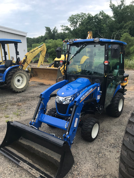 New Holland Workmaster 25s Cab Tractor w/Loader – Peach Country Tractor